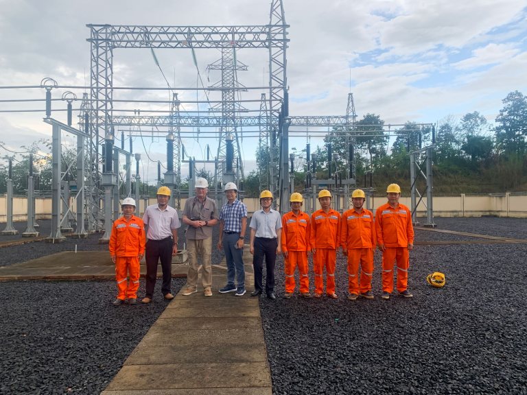 Solving Complex Challenges - SMEC